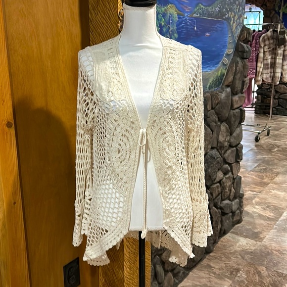 Adore | Sweaters | Nwt Adore Beverly Hills Crocheted Ivory Boho ...